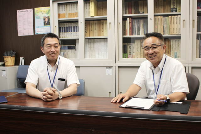 愛知県岡崎市の全ての中学校に設置されているフリースクール「F組」とは？ 「学校が子どもに適応する」学びの現場の話を聞いた | HugKum（はぐくむ）