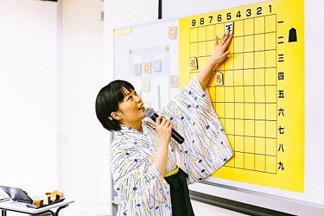 なぜ将棋が子どもにいいのか。『どうぶつしょうぎ』開発の女流棋士に聞く学びの効果。初めて将棋はアプリでもOK！ | HugKum（はぐくむ）