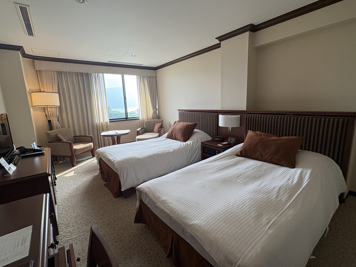 【ぺア宿泊券プレゼント】クラシカルな芦ノ湖畔の「山のホテル」でプチ避暑旅♪ 新旧映えスポットや海賊船など大人も楽しめる箱根旅がこの夏おすすめ | HugKum（はぐくむ）