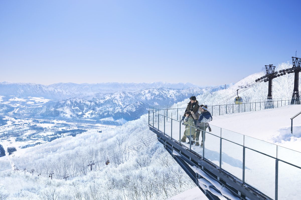 【抽選で1組4名様】星野リゾート「リゾナーレトマム」——贅沢スイートステイで楽しむ、冬の北海道。霧氷テラスやアイスヴィレッジで大自然の絶景を堪能｜HugKumクリスマス大プレゼント ...